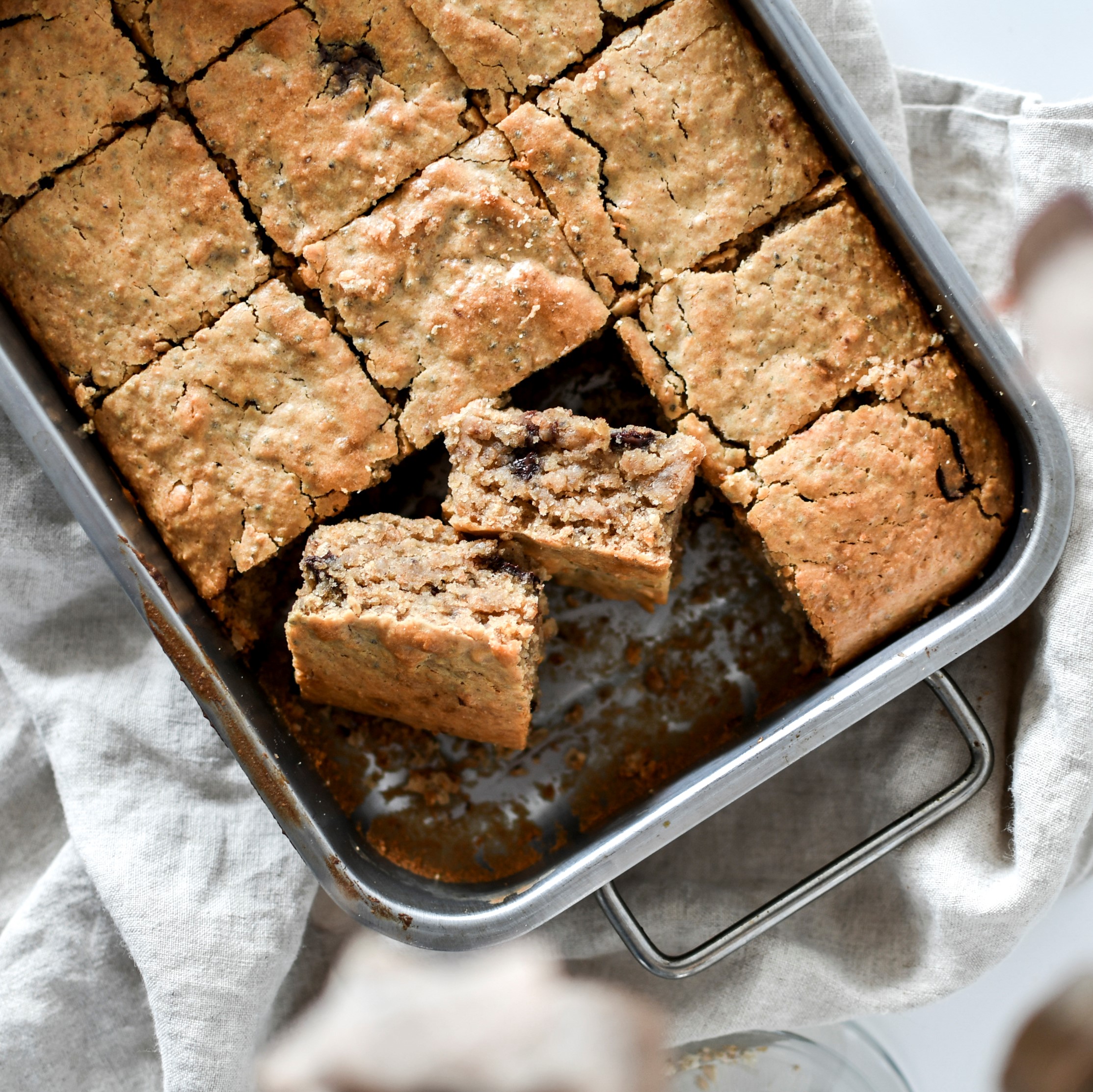 Cake – beurre de cacahuète & Pépites – Les Cookines